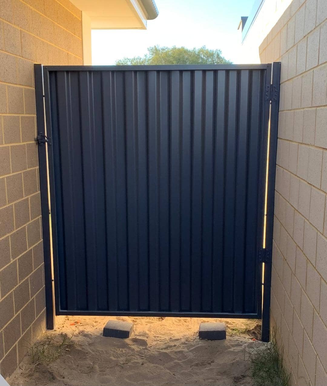 Colorbond Gates – Fencemaster Perth Pty Ltd.